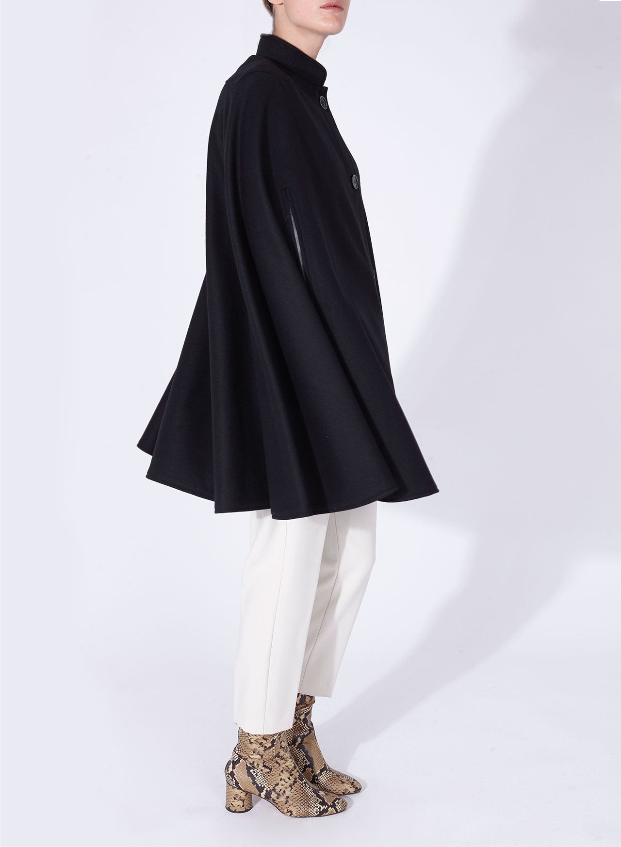 Catherine Cape Coat Black - Sesena Capes 1901